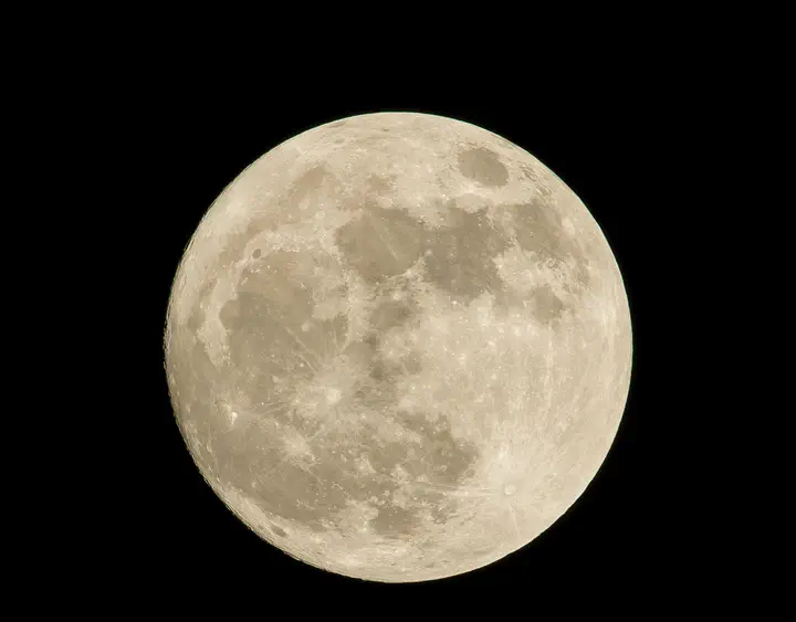 Moon Colonization | Academic